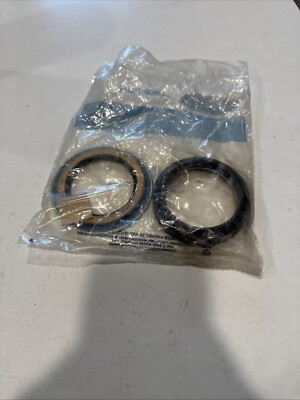 New Ford F5TZ-1190-AA Wheel Grease Seal Retainer 95-96 F-150 F-250 | eBay