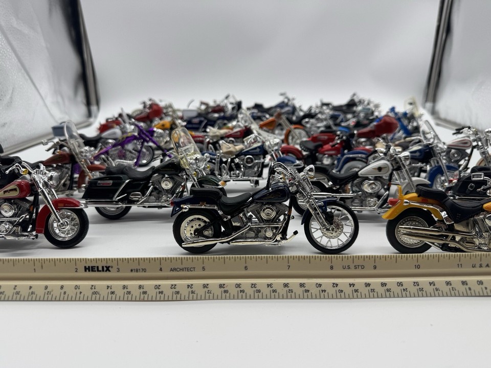 Harley Davidson Die-Cast Motorcycles & More (LOT OF 30 Bikes) See ...