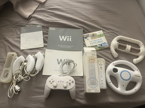 Nintendo Wii Remote Pro Controller - White, Steering Wheel, Wii Sports ...