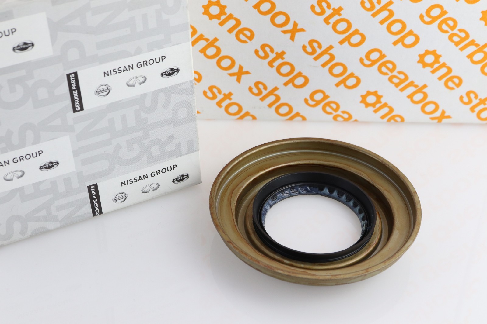 D40 TRANSFER BOX FRONT FLANGE SEAL, 33216-7S11C SUITABLE FOR NISSAN ...