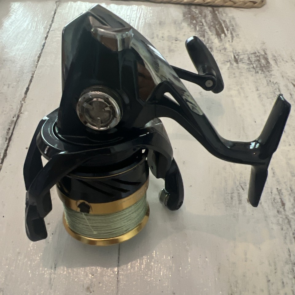 Shimano SPHEROS SW 4000XG Saltwater Spinning Reel With 30lb Power Pro ...