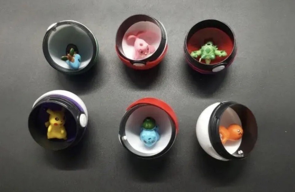 100 VENDING TOYS 2" Pokeballs FILLED 2 INCH BULK MIX PARTY FAVOR ...