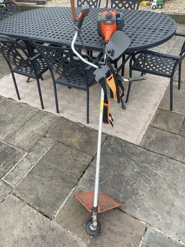 Husqvarna 129R PETROL Brushcutter/Strimmer. COLLECTION ONLY | eBay UK