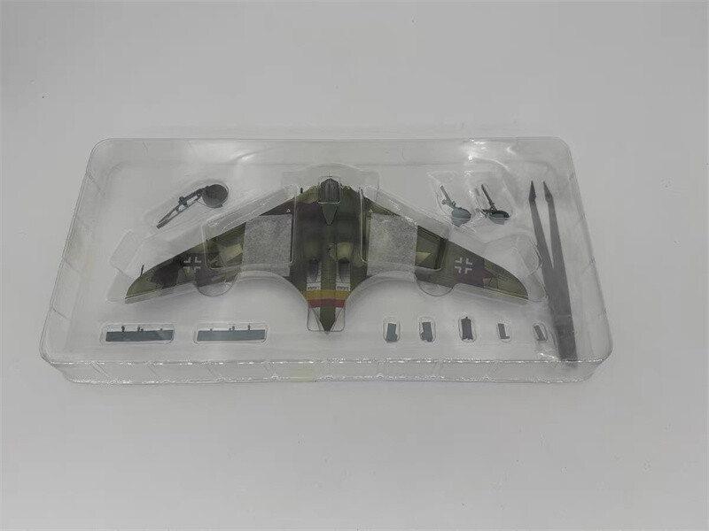 1/72 Scale German Horten HO229 Bomber Aircraft With Internal Structure ...