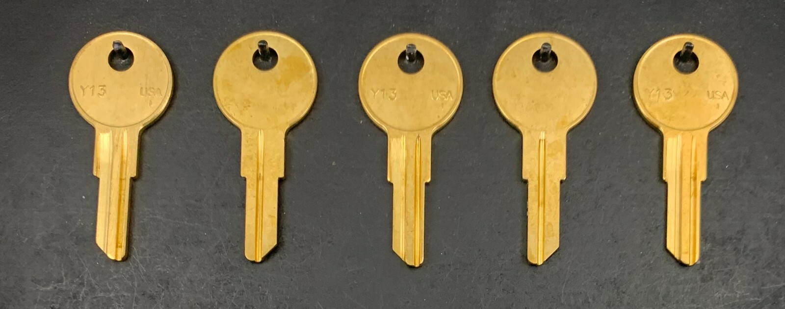 Lots of 2/5 Key Blanks Y13 O1122R YJ5 Type Key Blanks for Yale and ...