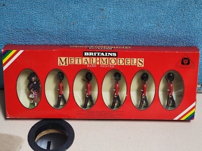 Vintage 1982 Britain Metal-Models 7238 Scots Guards Piper & 5 Marching ...