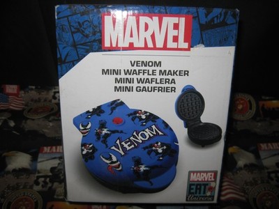 Uncanny Brands Marvel Movie VENOM Eat The Universe Mini Waffle Maker ...