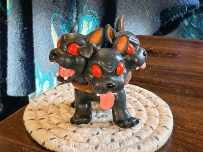 Cerebus | Cryptkins series 1 | Cryptozoic Cryptid Vinyl Figure | eBay