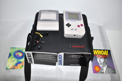 1989 GameBoy Original DMG-01, Lightboy, Carrying Case, Headphones ...