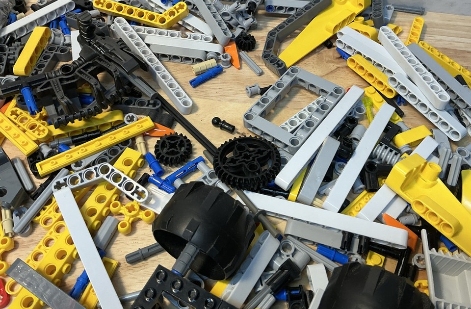 Bulk Lot - Lego Mindstorms Technic Parts Pieces NXT 2.0 Beams Gears ...