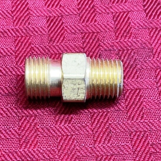 WESTERN ENTERPRISE REGULATOR OUTLET BUSHING 32, 1/4" NPT, 200 PSI, *LOT ...