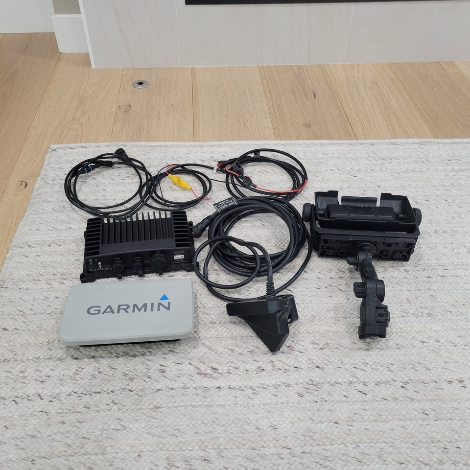 Garmin LiveScope Bundle GLS 10, Echomap UHD 73SV, LVS32, mount, LifePO4 ...