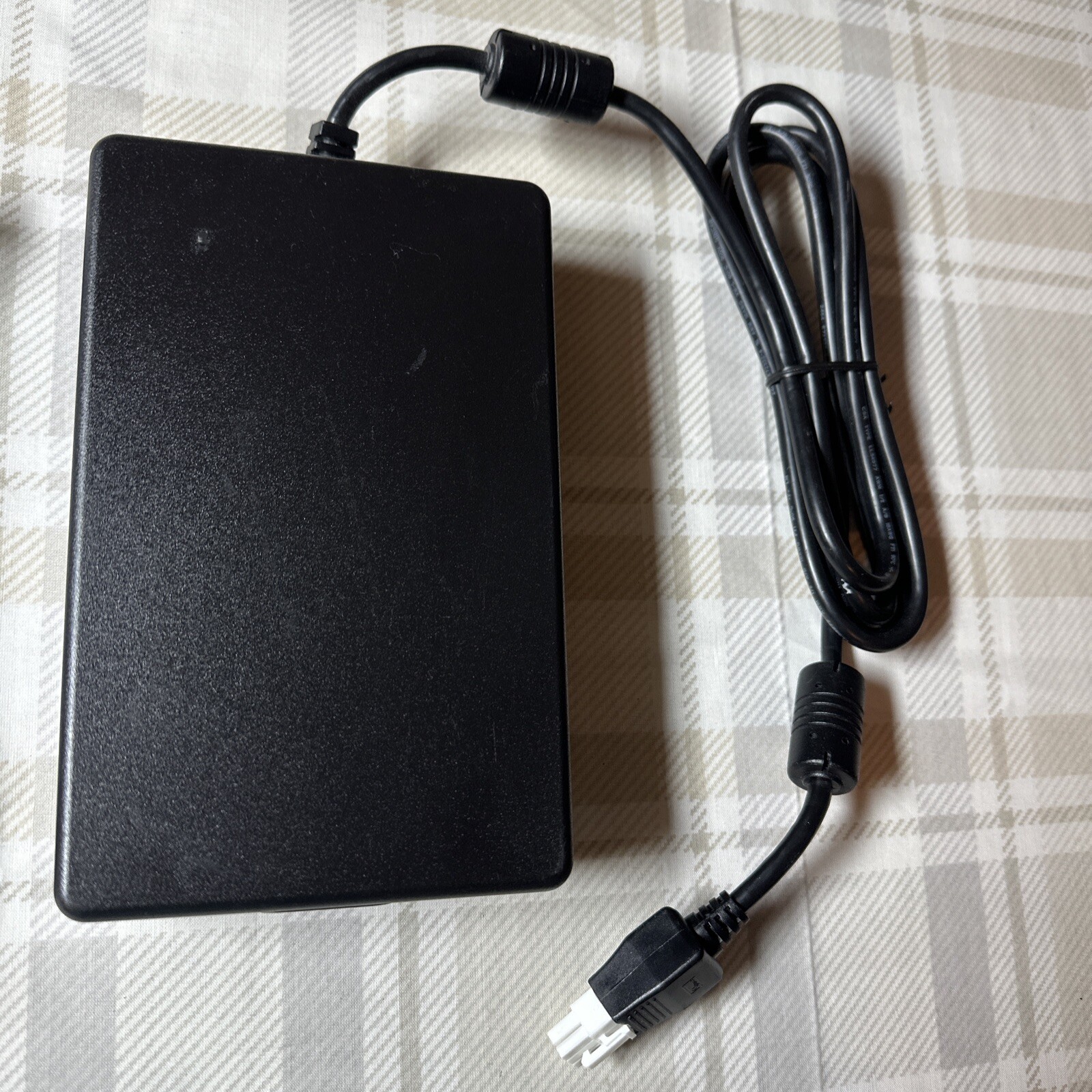 MOTOROLA Power Adapter 6-Pin 48V 2.5A 50-14000-244R RFS4000 WS2000 ...