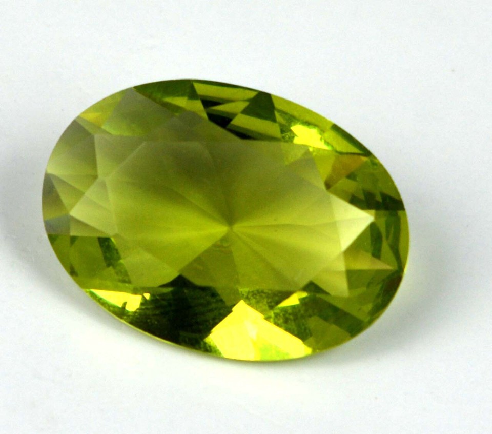 Natural Oval Green Sphene Titanite Gemstone 8.35 Ct/18 mm Certified ...