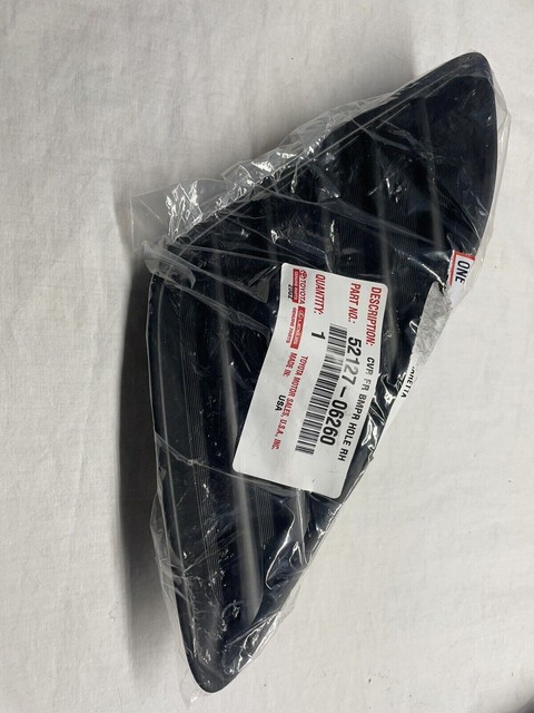 OEM TOYOTA Camry Bumper Hole Cover Front Right 5212706260 for sale ...