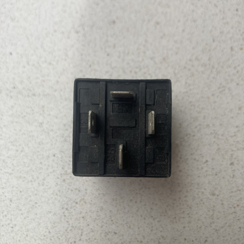 VW AUDI Golf MK1 MK2 Jetta Scirocco Polo Rear Wiper Relay 72 ...