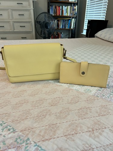 Portland Leather Goods Women's Magnetic Closure Medium Metro Crossbody- Vanilla | eBay