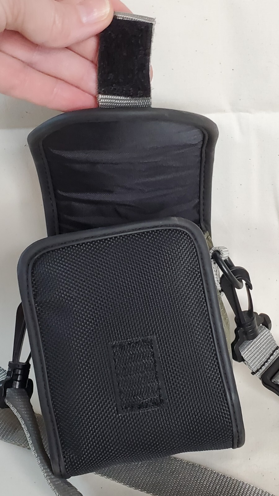 Targus Camera/Phone Bag 6.5” Tall Fits Phones & Digital Snapshot Camera ...