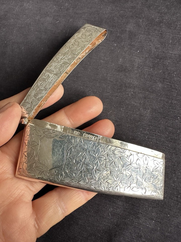 Antique Chester Hallmark Sterling Silver Ornate Gilt Inside Box-35g ...