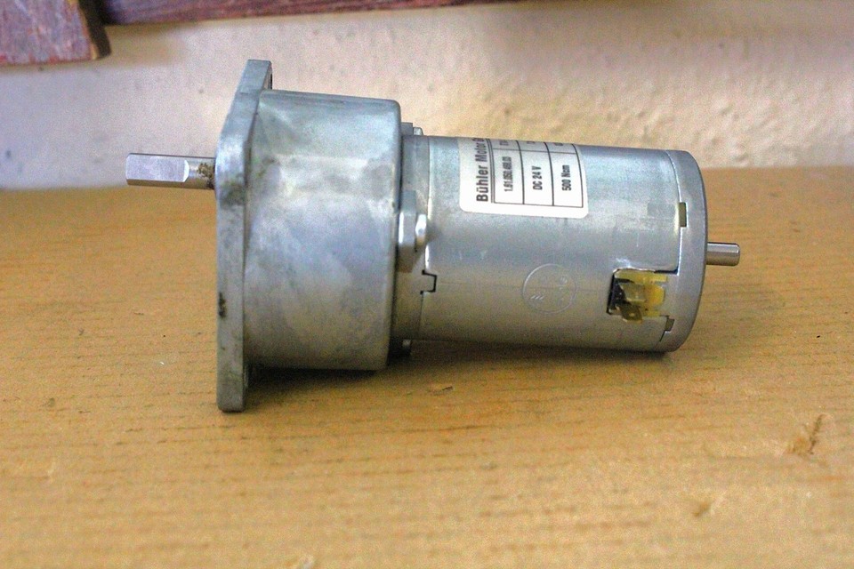 Buhler Motor 1.61.050.468.03 24Vdc Gear Motor ( 6954) | eBay