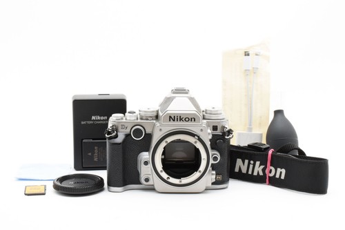 Appareil photo numérique plein format NIKON Df 16,3 mégapixels boîtier ...