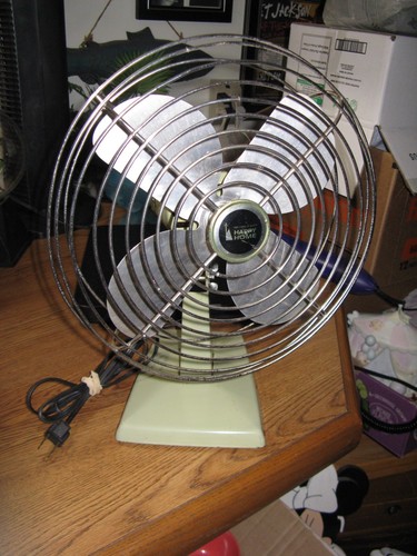 MID-CENTURY MOD AVOCADO GREEN 11" HAPPY HOME OSCILLATING VINTAGE ...