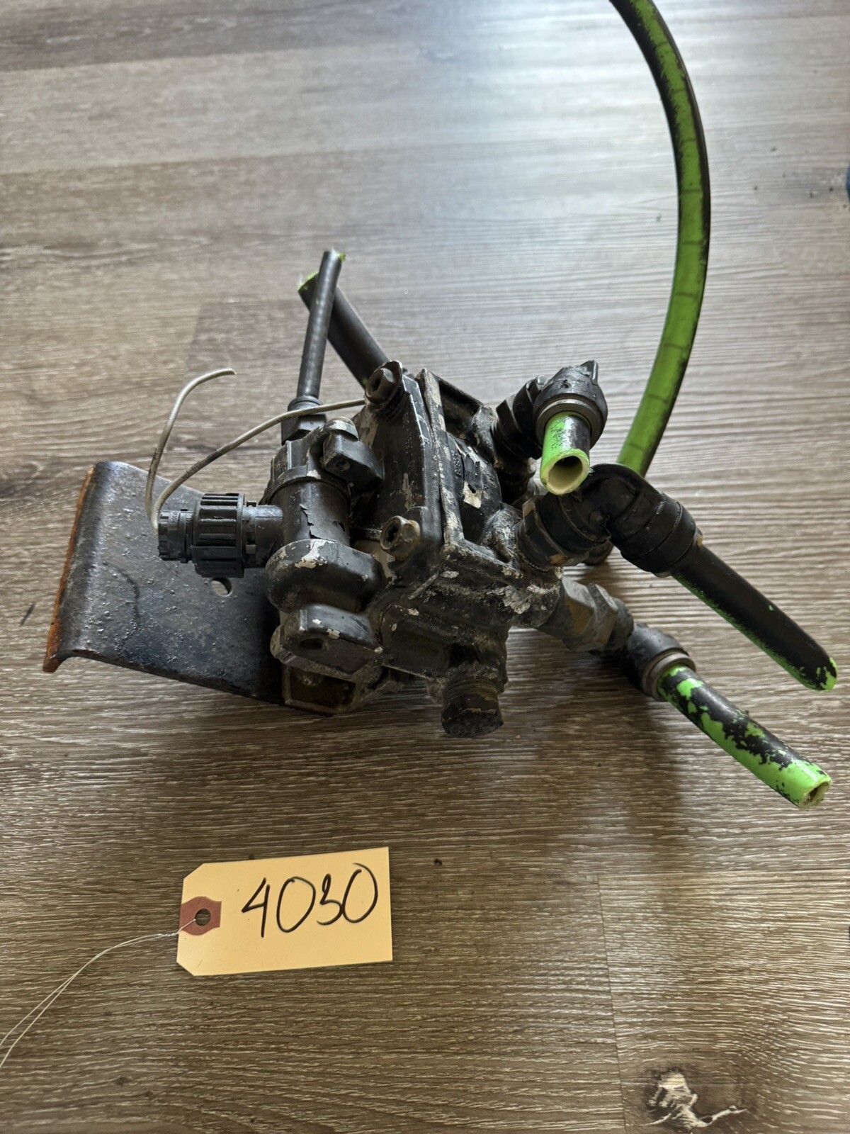 D591309 Genuine Bendix Purge Valve AD-IP for sale online | eBay