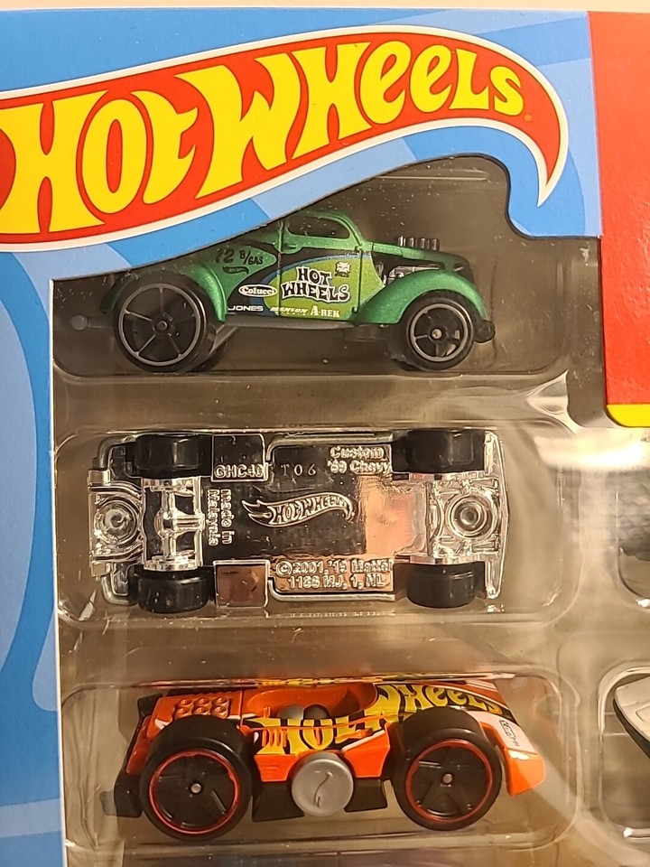 Hot Wheels 8 Pack 2024 With Nissan Skyline H/T Error With '69 Custom ...