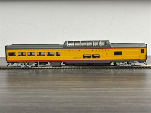 Walthers PROTO HO #920-18204 85’ ACF Dome-Lounge UP 9004 “Harriman” NOS ...