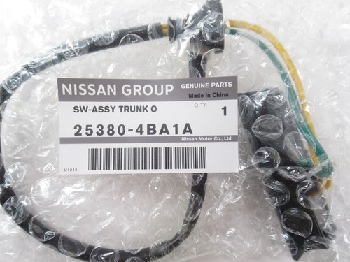 Genuine OEM Nissan 25380-4BA1A Rear Tailgate Release Switch Assy 2014 ...