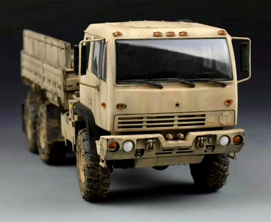 1/35 US Army M1083 FMTV Military Cargo Truck Finished Model (Trumpeter ...