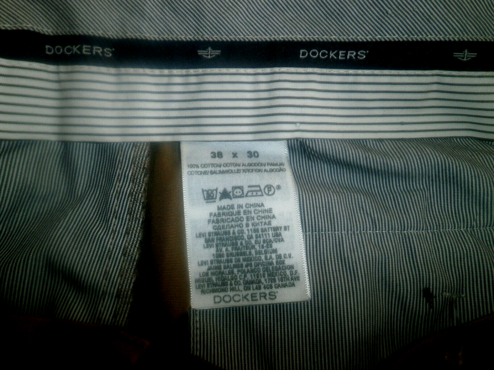 Dockers Soft Khaki D3 Classic Fit Flat Front Pants 38 x 30 EUC | eBay