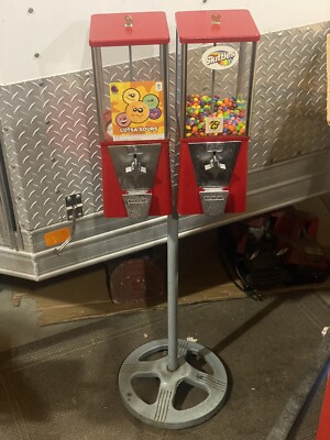 Candy & Bulk Vending Machines - Oak Vending Machines