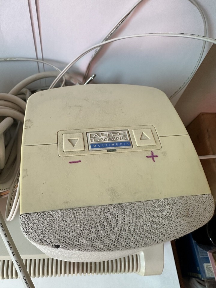 Altec Lansing Computer Speaker System With Subwoofer ACS44 Excellent ...