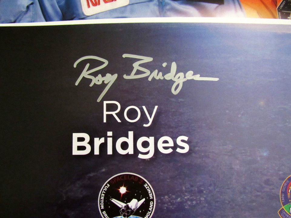 MARK KELLY ROY BRIDGES 2023 HOF NASA ASTRONAUTS SIGNED AUTO 16X20 ...