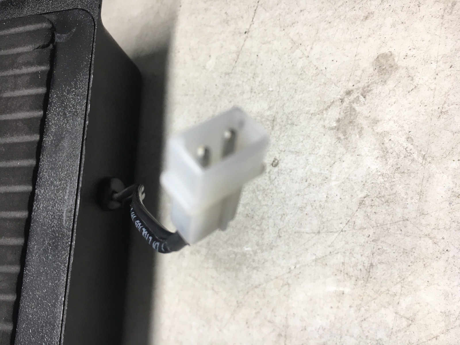 Motorola XTL APX Desk Tray With Speaker HLN6042A for sale online | eBay