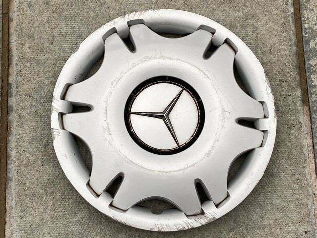 Original Mercedes-Benz Wheel Trims 16 Inch VITO 6394000025 Arnr0630 for ...