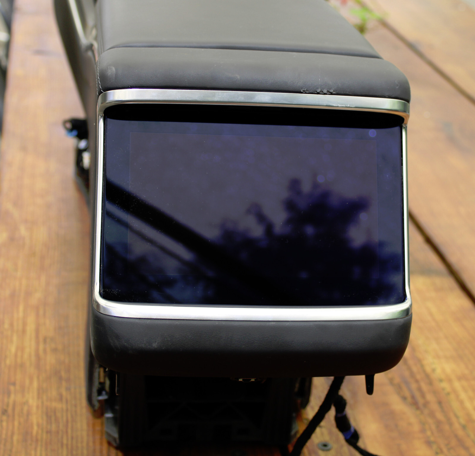 Tesla Model S Center Console Armrest Screen Display Black | 1564400-94 ...