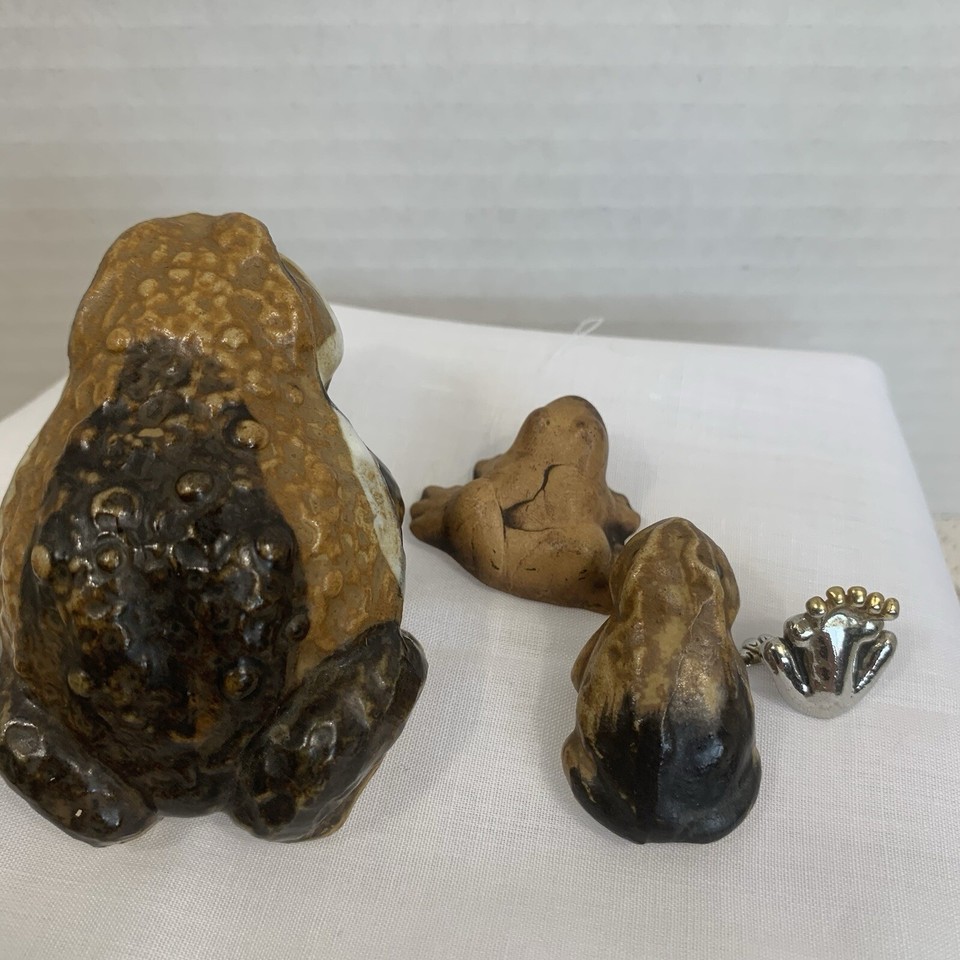 Vintage Ceramic Crown Metal Frogs Figurines Toads Rivet Lot Of 4 ...