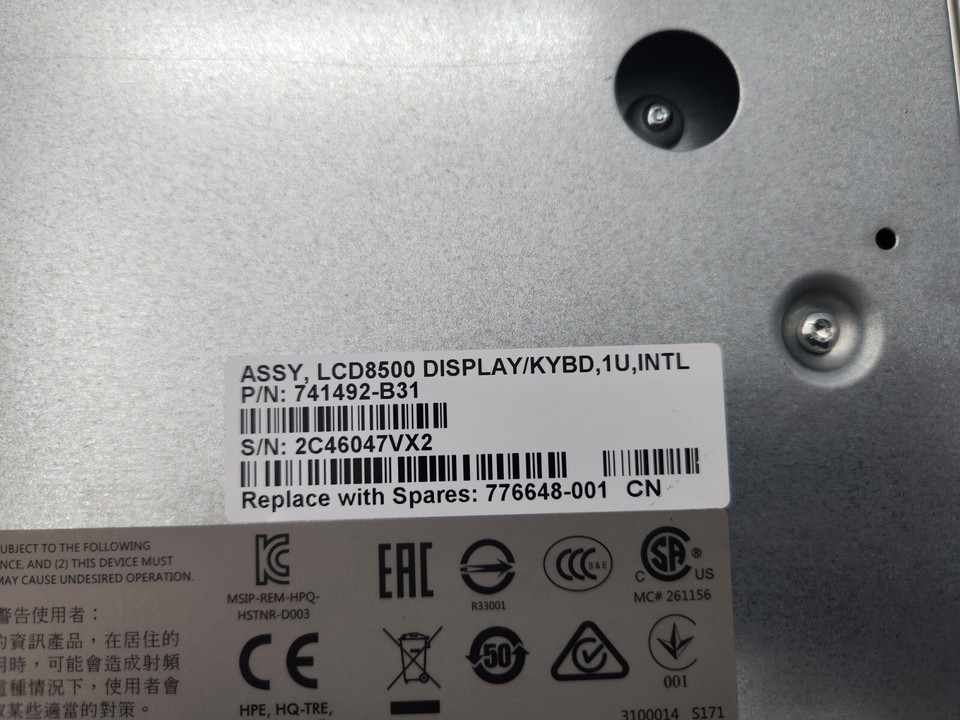HPE LCD8500 1U INTL Rackmount Console Kit 741492-B31 776648-001 AF644A ...