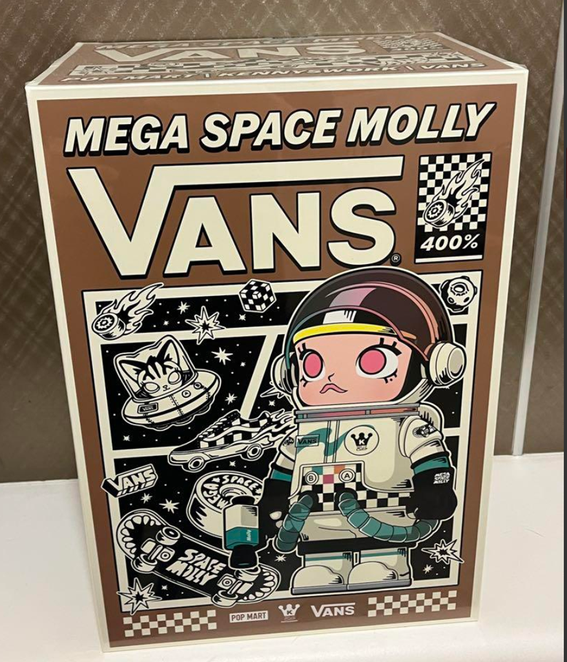 POPMART MEGA SPACE MOLLY 400% VANS "MEGA COLLECTIONS" Limited from ...