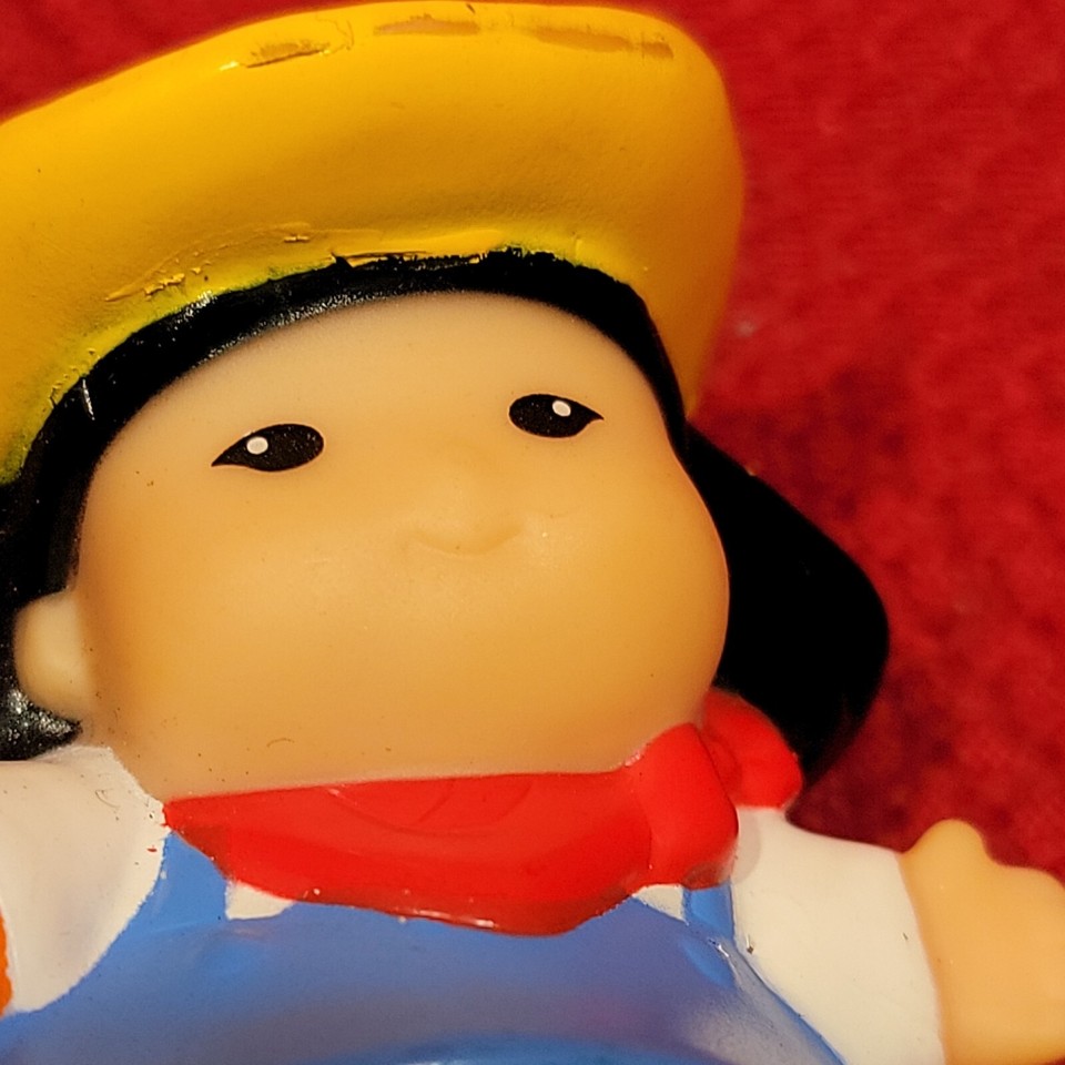 2.5" SONYA LEE carrot farm rancher Fisher Price Little People action ...