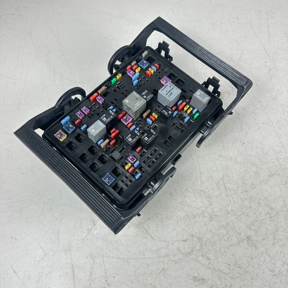 2014-2019 CHEVROLET CORVETTE C7 ENGINE UNDER HOOD FUSE BOX OEM DAMAGED ...