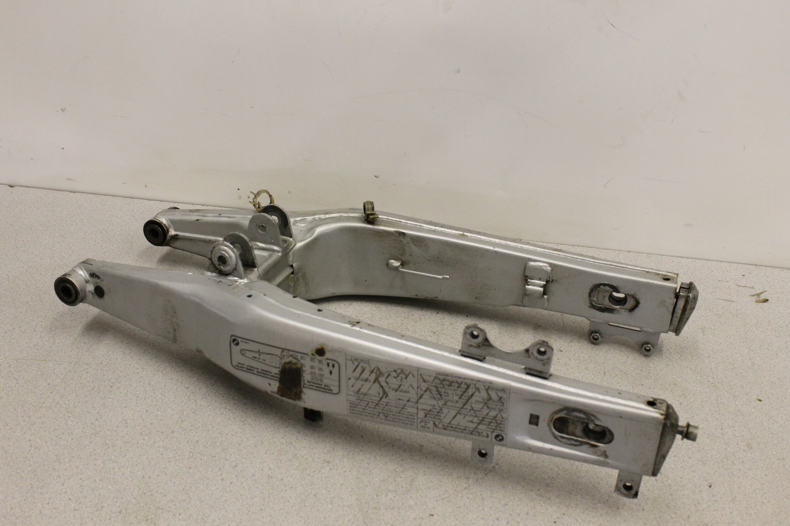 2000 Bmw F650 Funduro Rear Swingarm Back Suspension Swing Arm F 650 00 ...