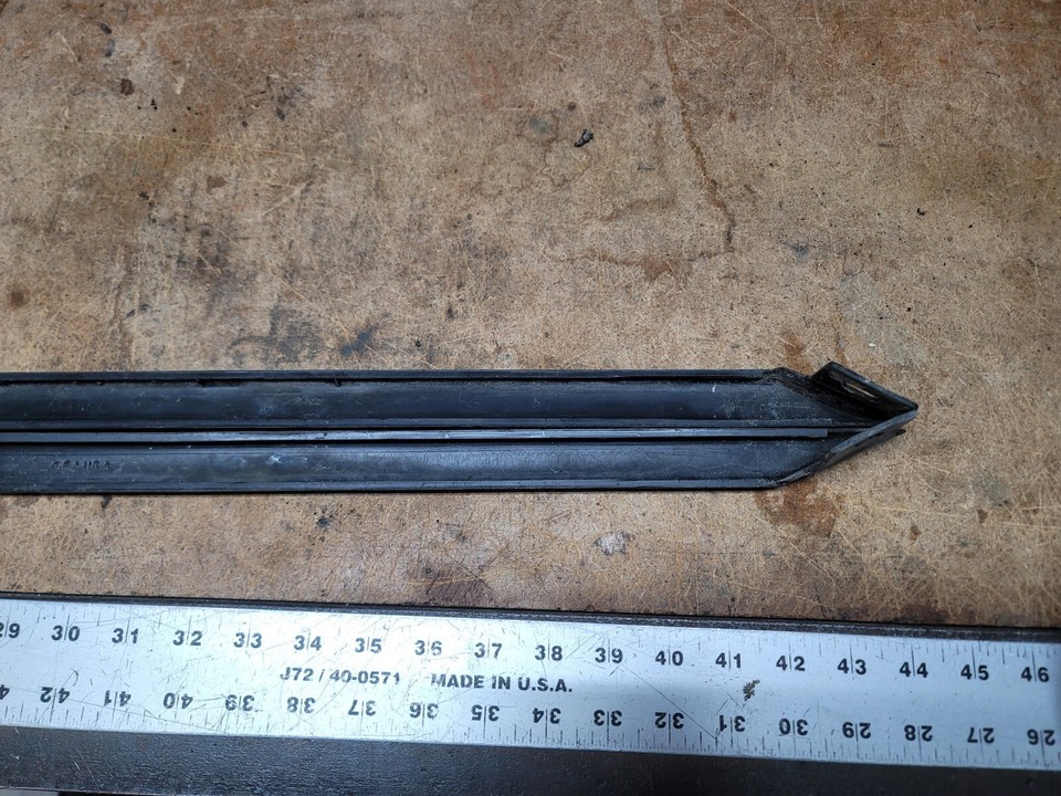 86 87 88 Pontiac Fiero GT Left Right Quarter Behind Door Smooth Molding ...