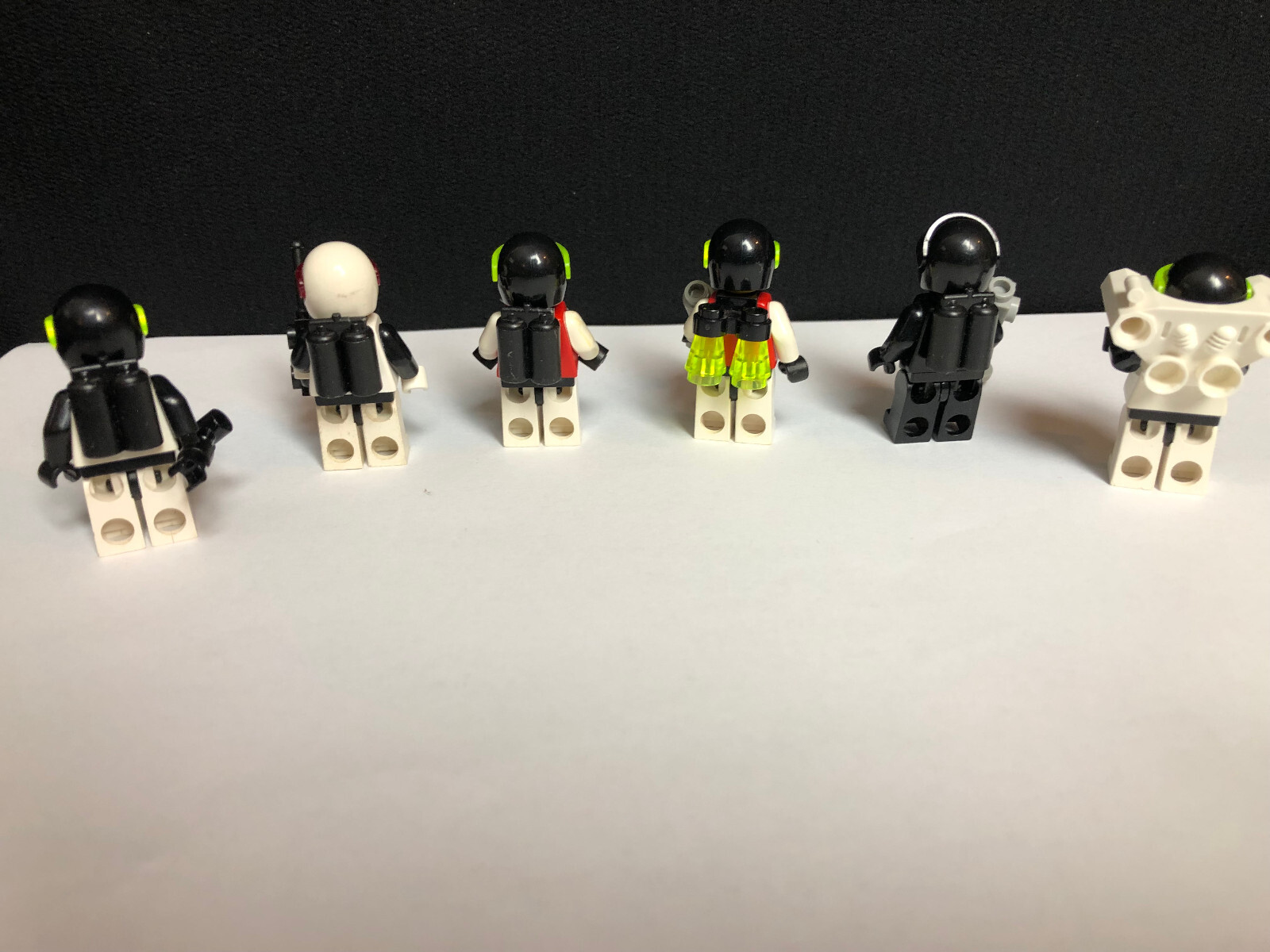 Lego 6704 Classic Space Supplemental M:Tron Blacktron Minifigure Pack ...