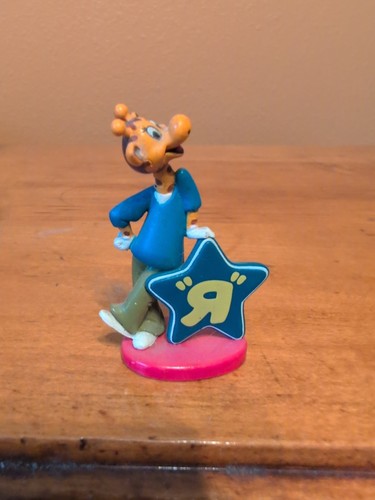 RARE Toys "R" Us Geoffrey Stand Next to "R" Logo Miniature 2001 Display ...