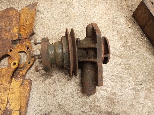 Austin Healey 3000 Water Pump Cast Iron | eBay UK