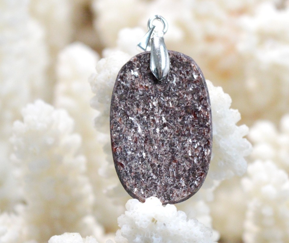 Muscovite var. Alurgite 21 Carats - Pendant Cabochon Natural Stone ...