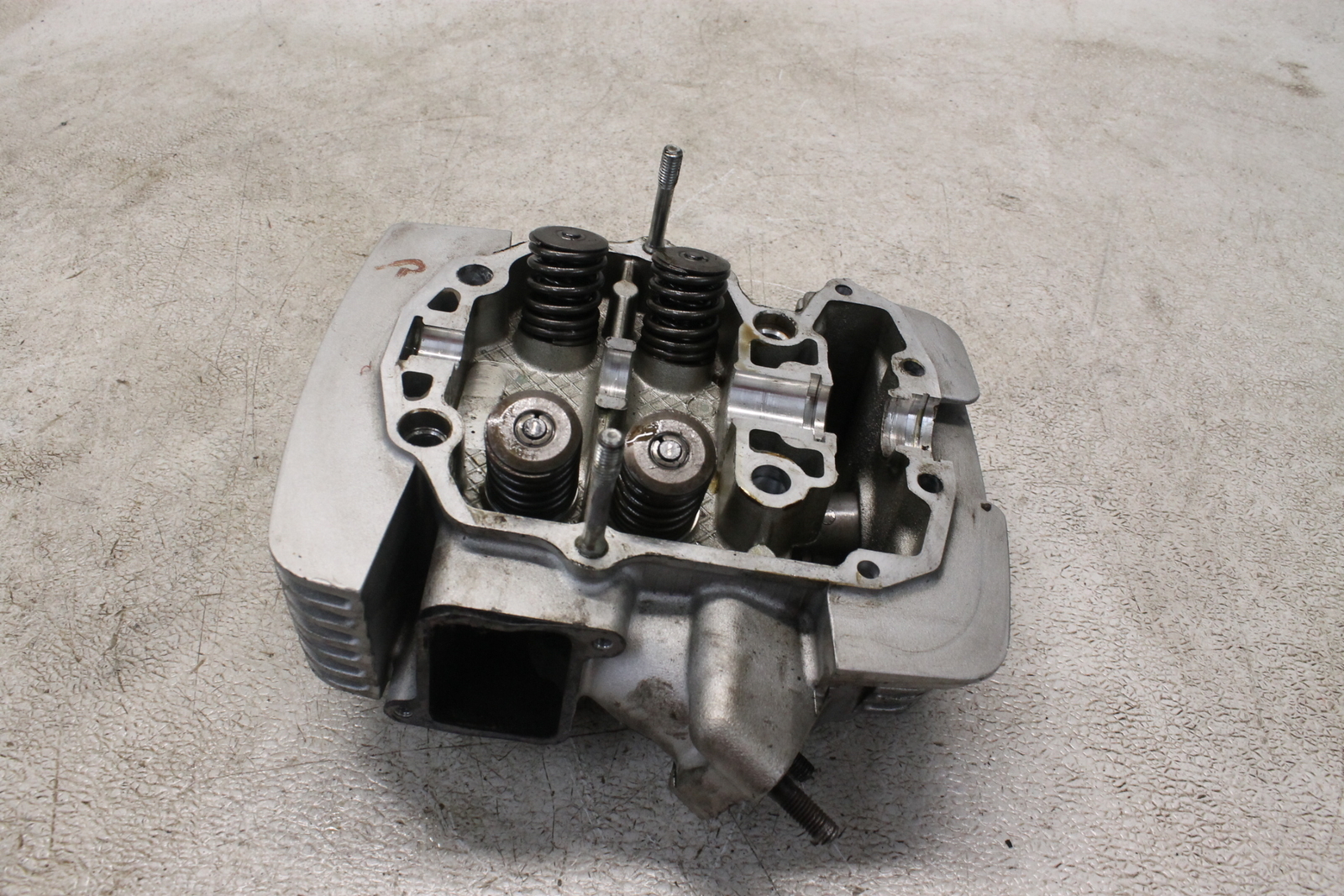 04 KAWASAKI VULCAN 1600 VN1600A CLASSIC ENGINE TOP END REAR CYLINDER ...